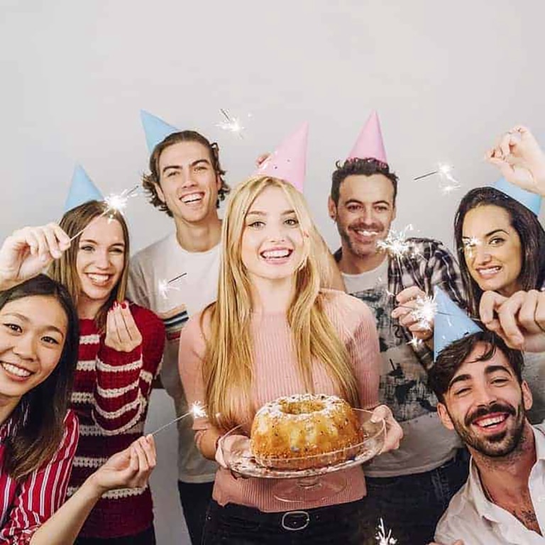 6 étapes pour organiser une fête d'anniversaire surprise réussie