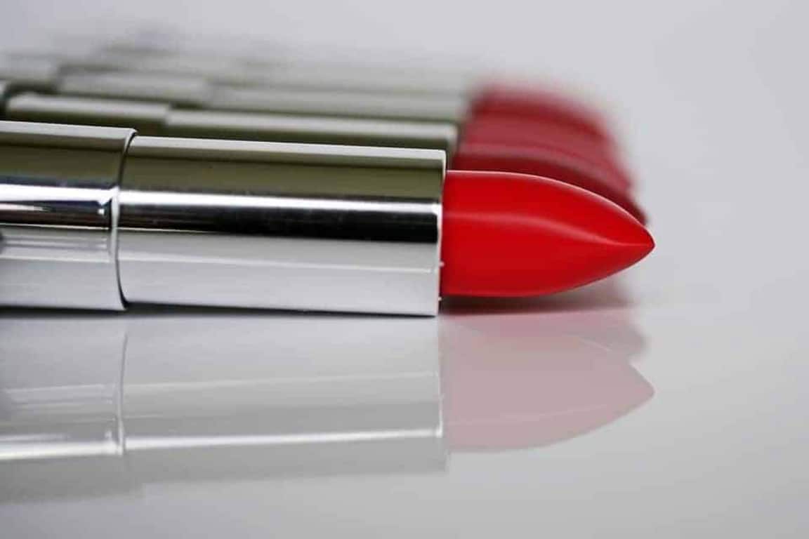Comment appliquer correctement le rouge à lèvres